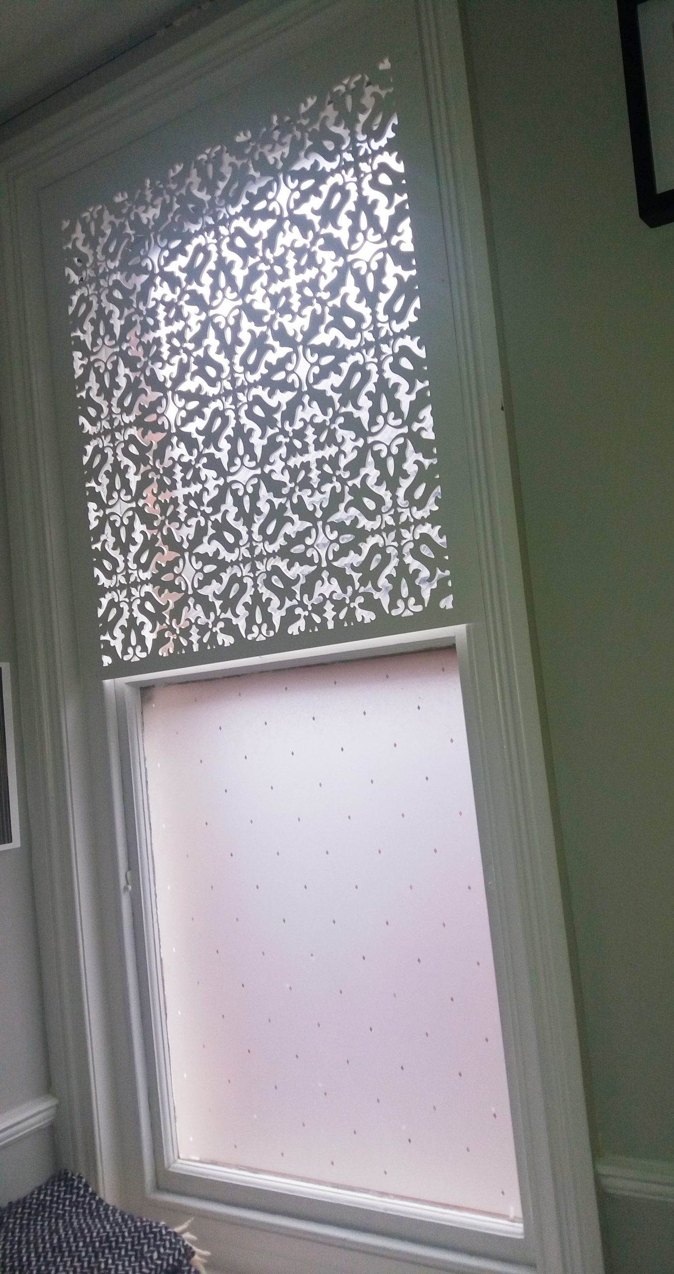 Fretwork Panel At The Window - Jali Gallery