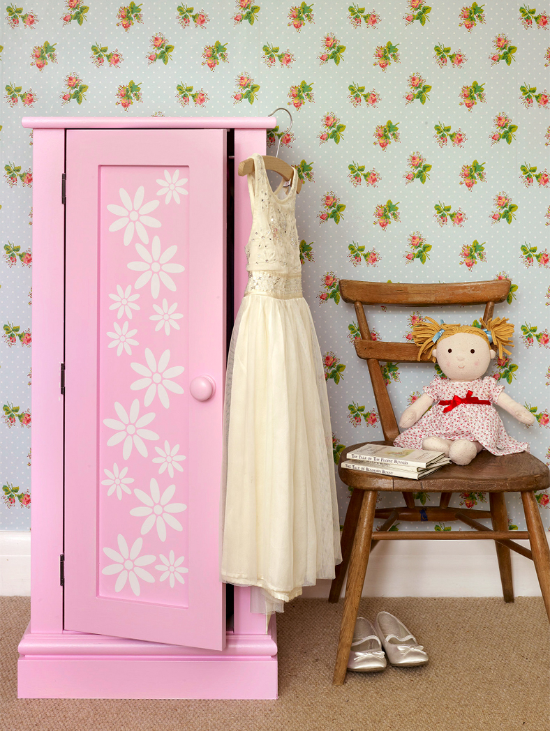 Little Cupboard In Pink - Jali Gallery